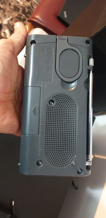 Radio portabil Sony ICF-403L Ramnicu Sarat • OLX.ro