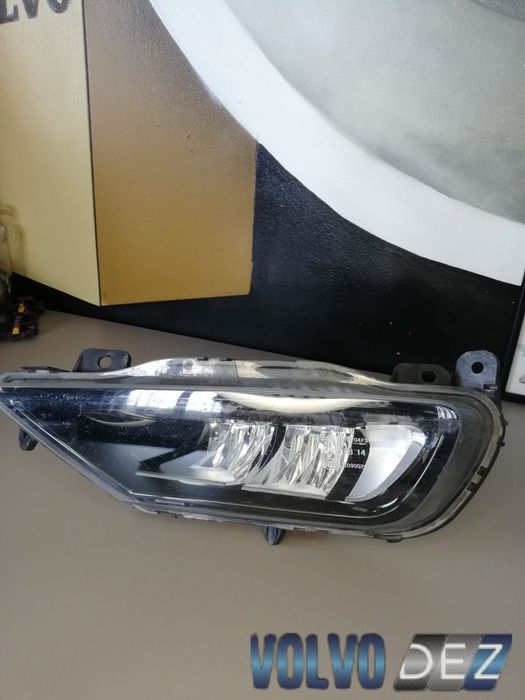 Proiector full LED stanga Volvo XC90 31395865 Baia • OLX.ro