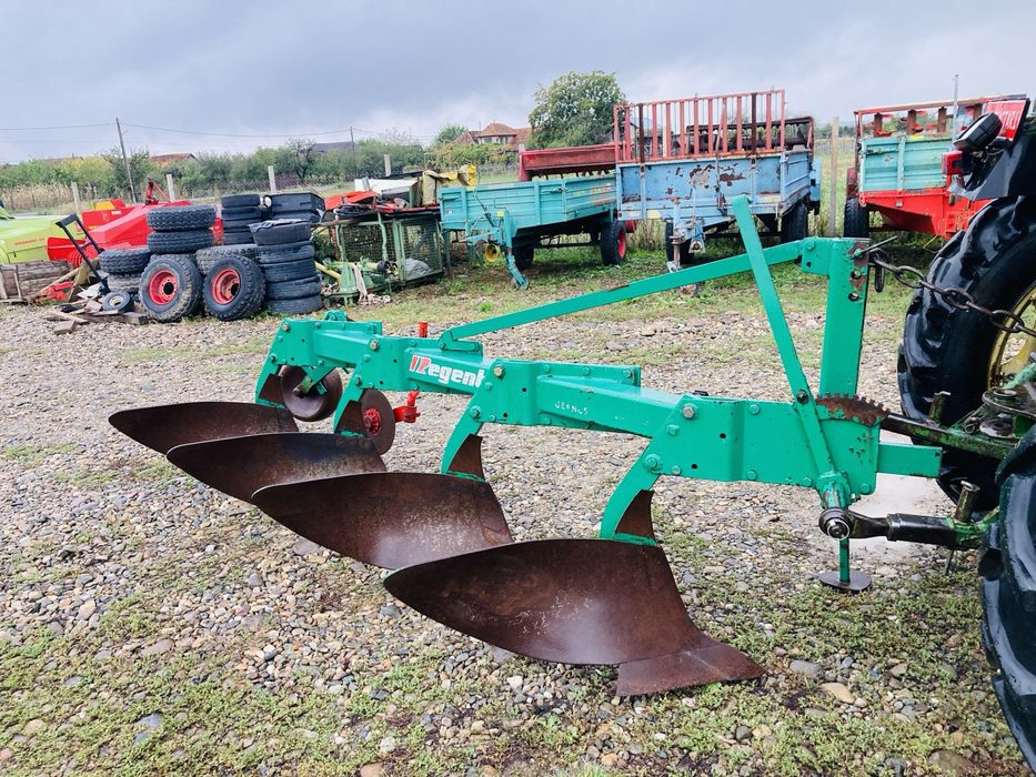 Plug cu 4 cormane, capuri, brazdare, trupite Regent cu roata si disc ...