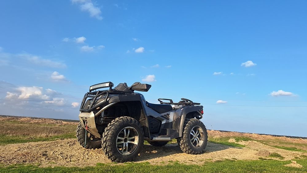 Cf moto Terralander 800 x8 Valcani • OLX.ro
