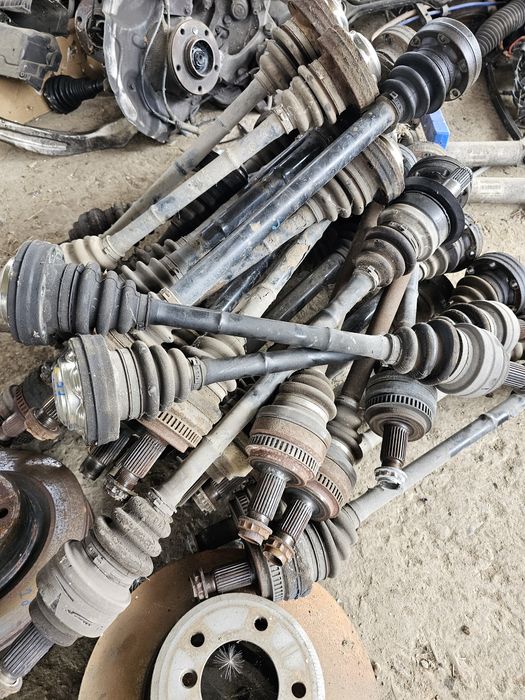 Полуоска полуоски бмв bmw e90 e91 f30 e92 f31 f10 f11 ф10 ф11 e60 e61 гр. Ловеч Широк център ...