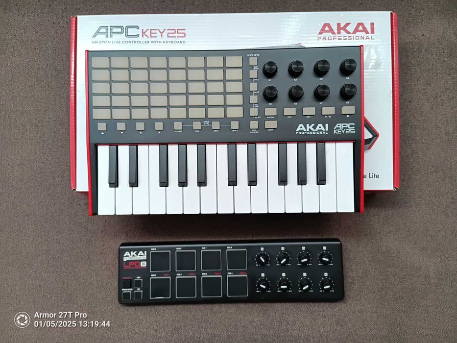 Akai apc key 25 и Akai LPD 8 гр. Велико Търново Бузлуджа • OLX.bg