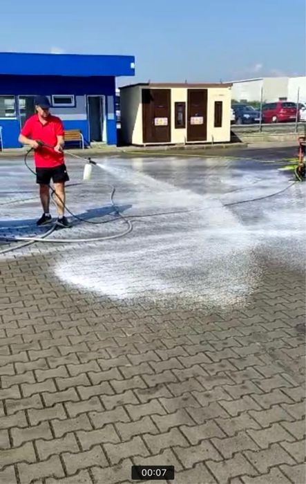 Spal vile case acoperisuri blocuri spalat curat geamuri gard burlane ...