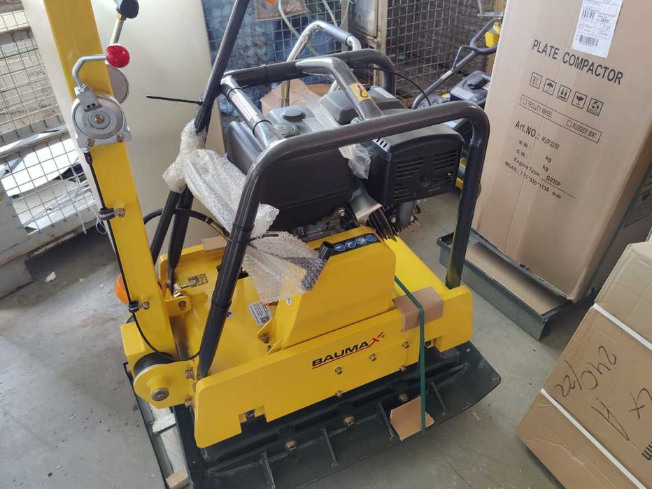 Placa compactoare, talpa vibranta 340kg Resita • OLX.ro