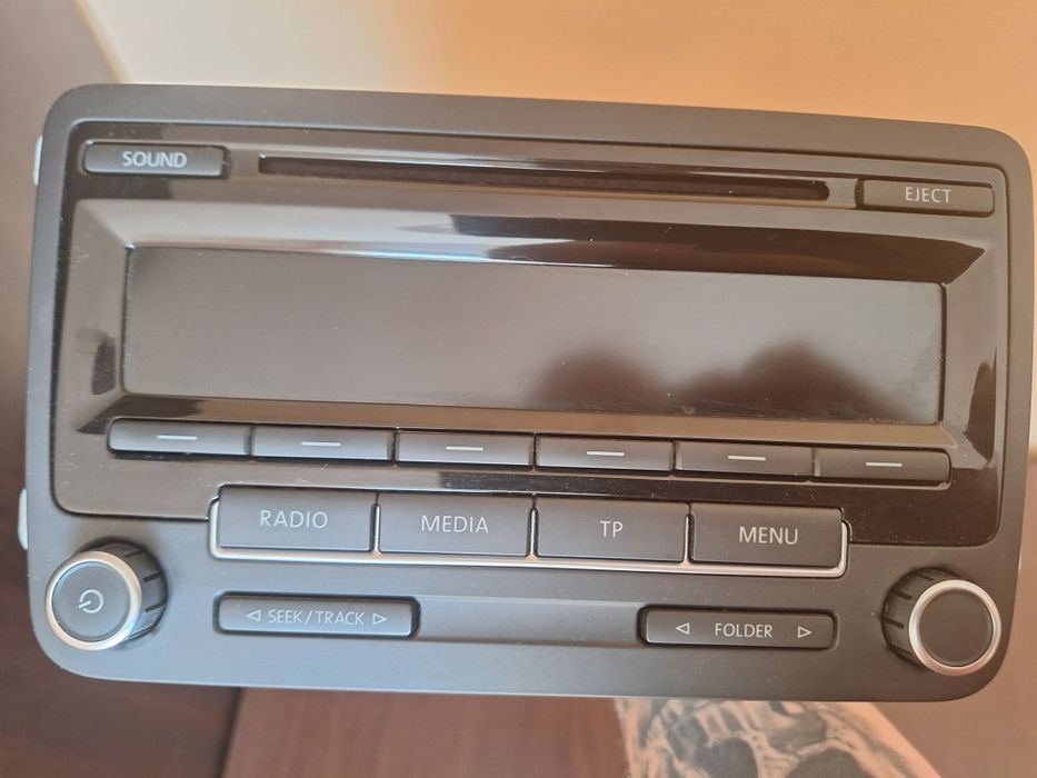 VW Оригинална мултимедия rcd 310 за фолксваген гр. Горна Оряховица • OLX.bg
