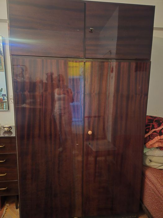 Donez mobila veche Bucuresti Sectorul 3 • OLX.ro