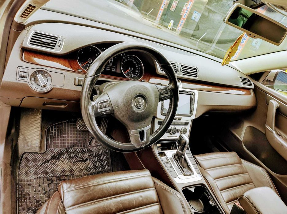 Vand Wolskwagen Passat B7 2015 Iasi • OLX.ro