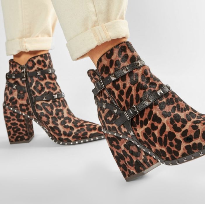 Botine piele naturală 100% super model animal print ,saculet inclus ...