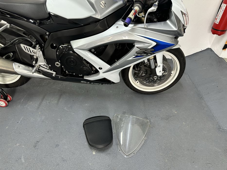 Suzuki GSX-R600 K8, kw92. Baia Mare • OLX.ro