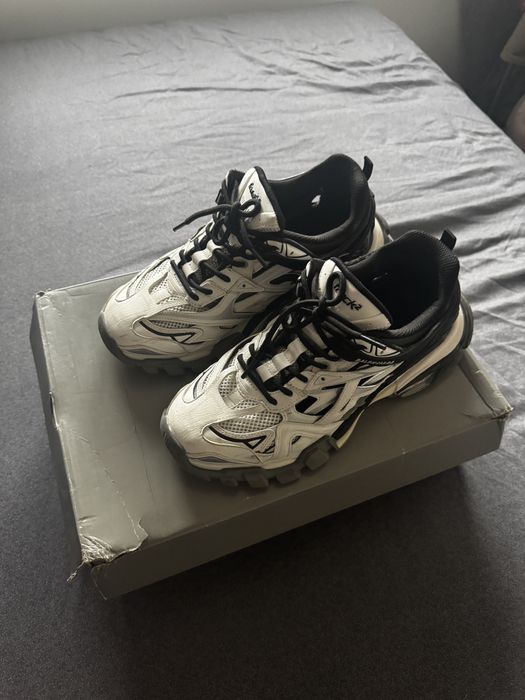 balenciaga track v2 second hand si noi de vanzare • Anunturi • OLX.ro