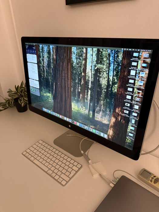 Monitor Apple Cinema Led Thunderbolt Display 27 inch 2K Mac Bucuresti ...