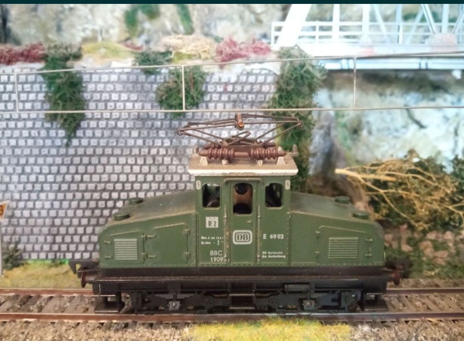 Locomotiva fleischmann E69 trenulet electric scara HO Bucuresti ...