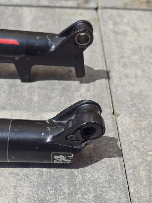 Furcă FOX 34 FIT4 Kashima 130mm 3 poziții Timisoara • OLX.ro