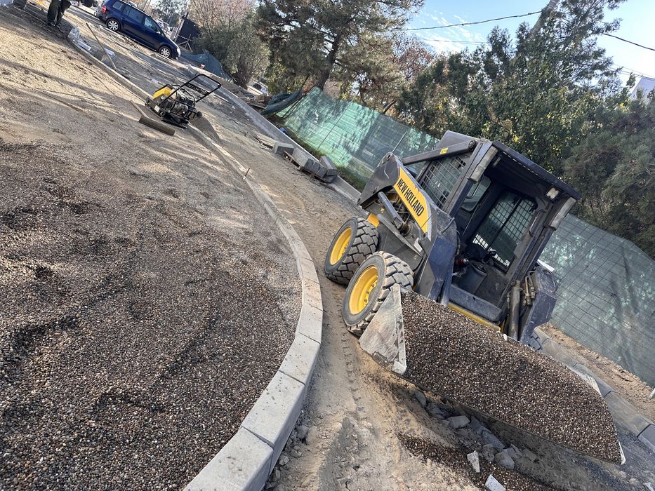 Inchiriez bobcat si buldoexcavator cu operator sau fara Galati • OLX.ro