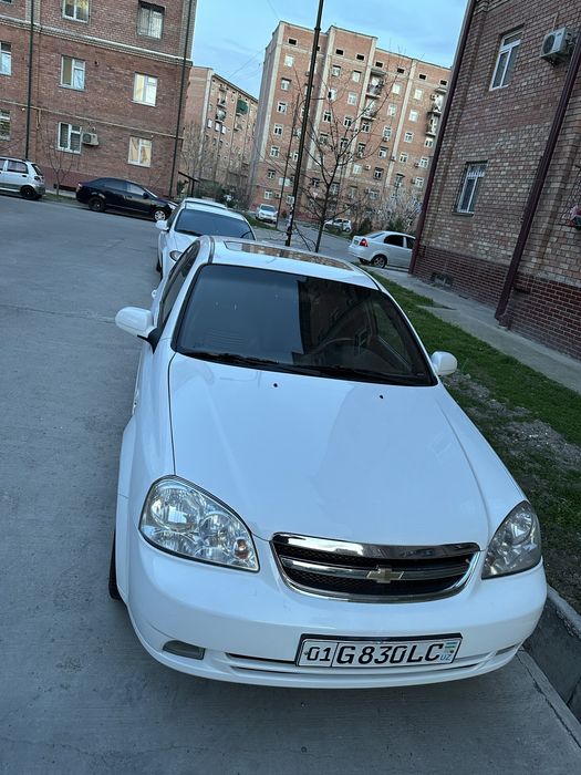 Lasetti 1.8 avtamat: 5 500 у.е. - Chevrolet Ташкент на Olx