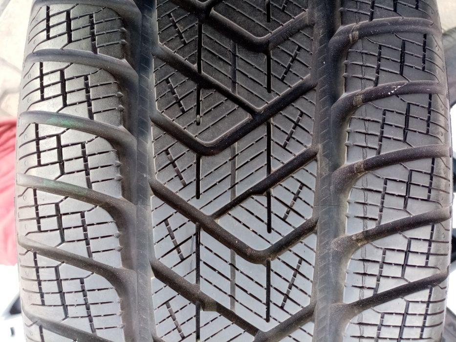 Jante oțel VW Tiguan 17"cu anvelope de iarnă Bucuresti Sectorul 6 • OLX.ro