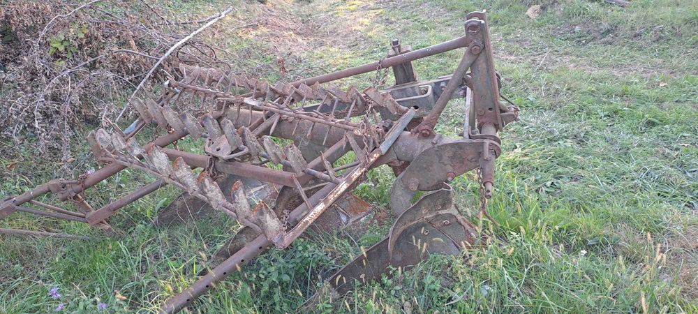 Plug cu 3 brazde și grapă 800 euro negociabil Caransebes • OLX.ro