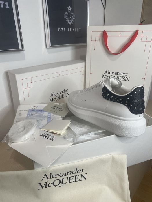 Alexander Mcqueen LUXURY fullbox piele naturala 100% ! Bucuresti Sectorul 1 • OLX.ro