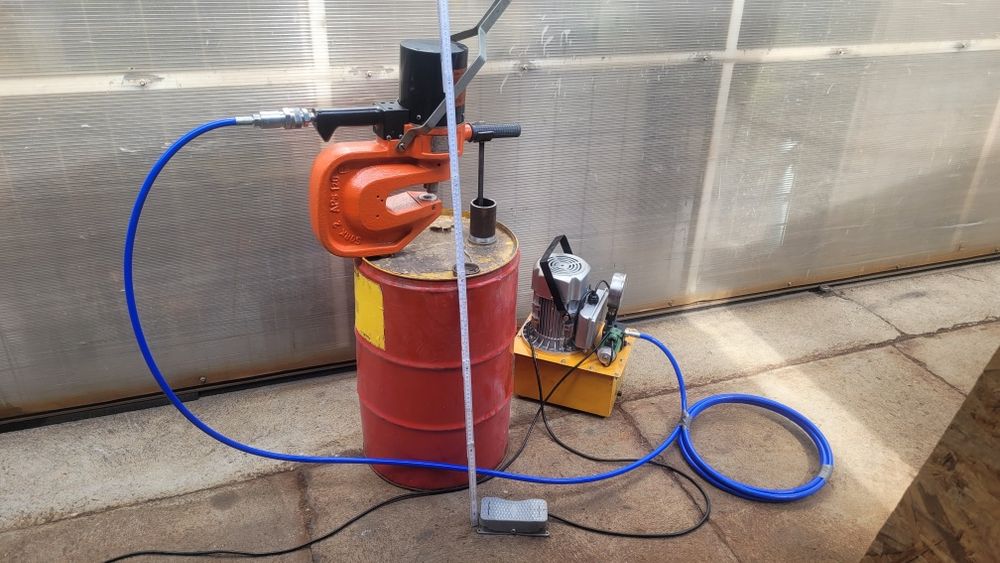 Masina gaurit presa hidraulica pansonat la pozitie stanta presa alfra ...