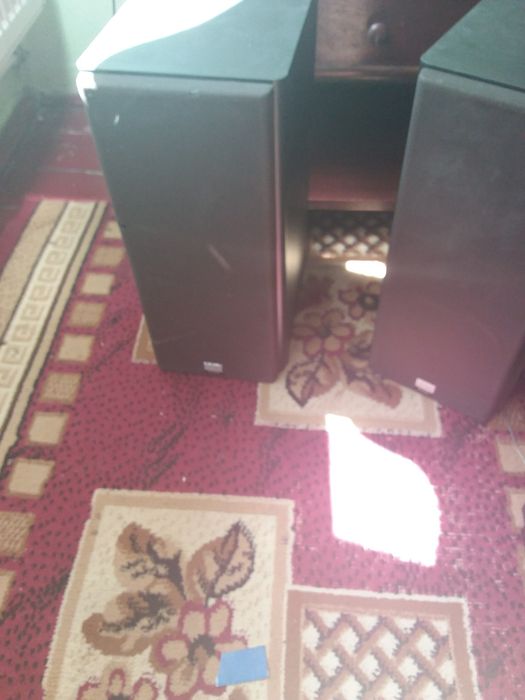 Pereche boxe sharp Barzesti • OLX.ro