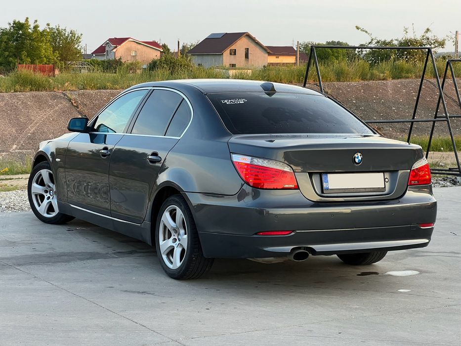 BMW Seria 5 E60/ LCi/ 2.0d/ Automat/ Navi mare/ Bi-Xenon/ Piele Slatina ...