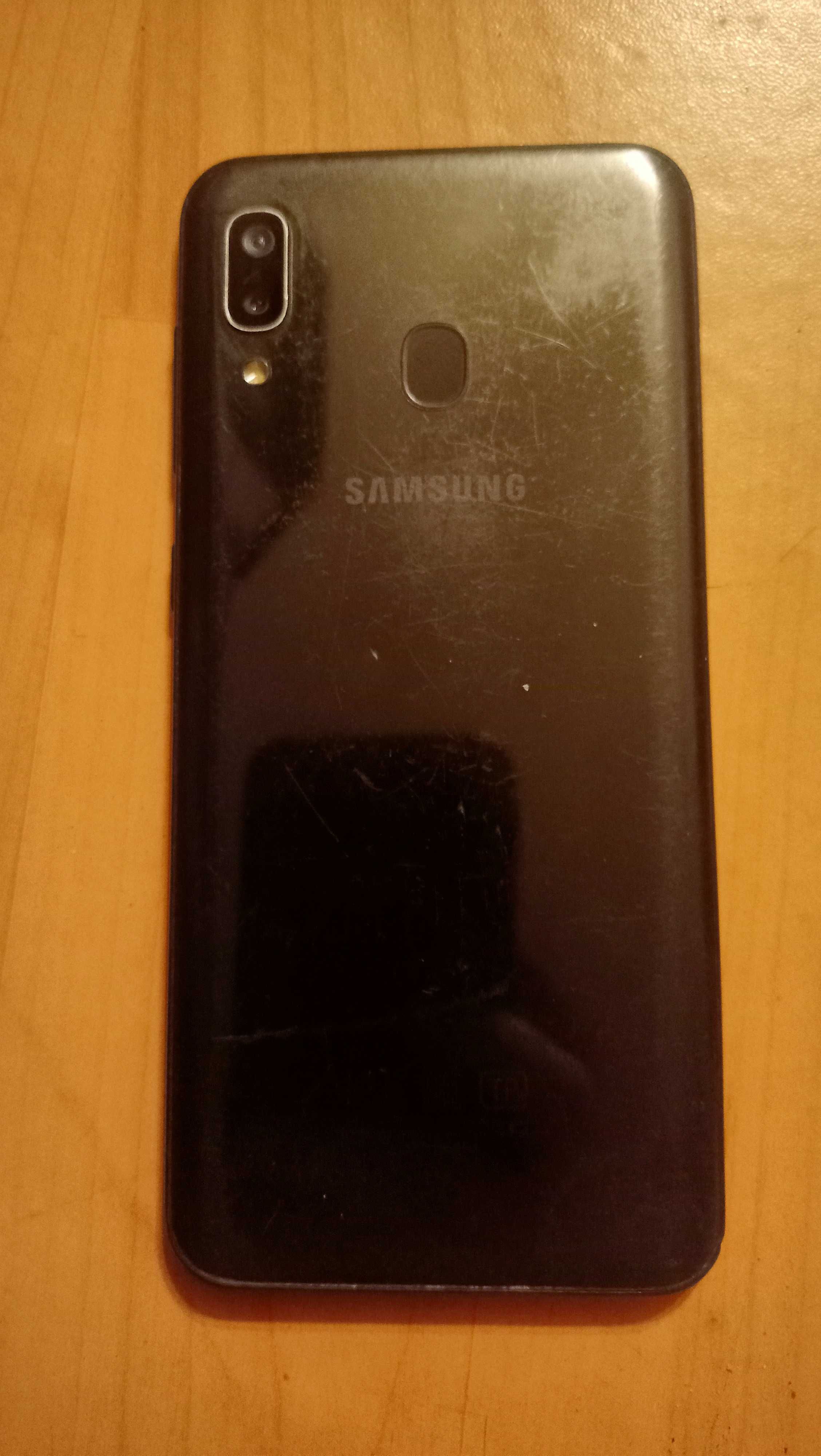 Samsung Galaxy A20 - Мобильные телефоны / смартфоны Шымкент на Olx