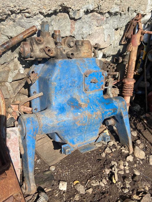 Bloc motor aro motor perkins piese dt 1010 Alesd • OLX.ro