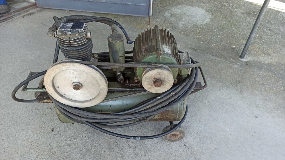 Компресор за въздух 360 V гр. София Младост 1 • OLX.bg