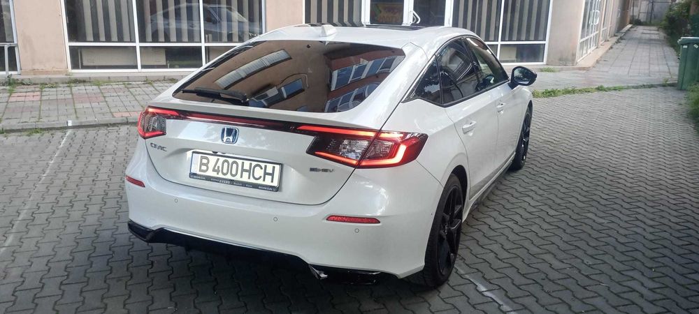 Vand honda civic hybrid fl4 avariata Bucuresti Sectorul 5 • OLX.ro
