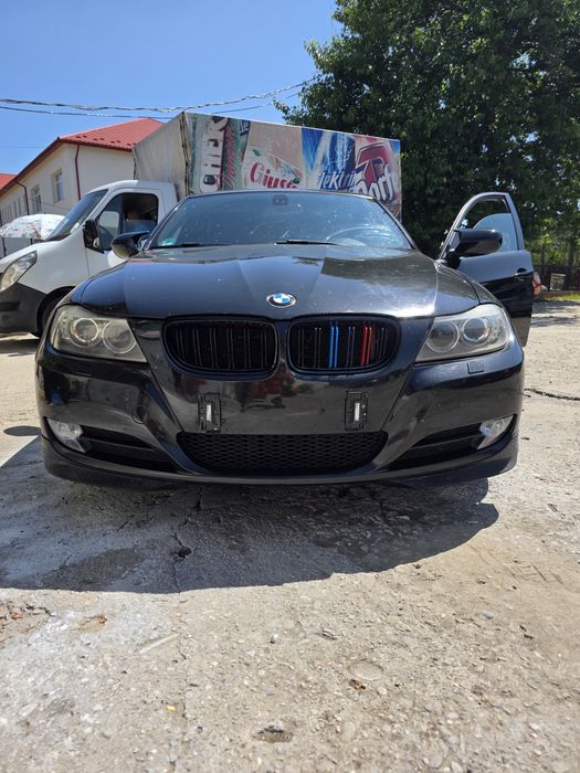Vand bara fata E90 facelift cod culoare 475 Pitesti • OLX.ro