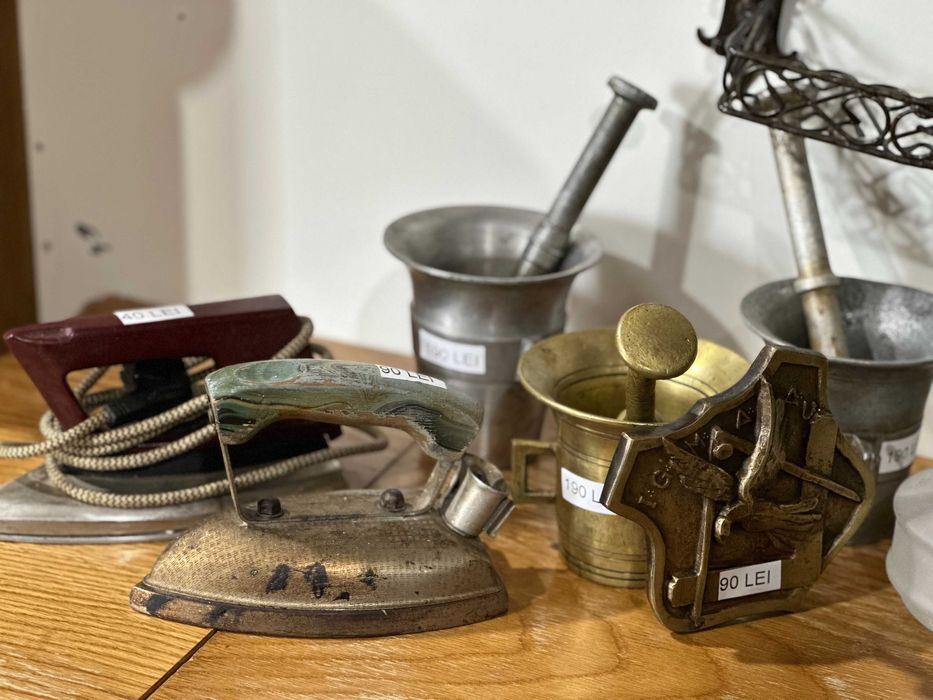 Obiecte decorative din alama si lemn; Decoratiuni vintage Bucuresti ...