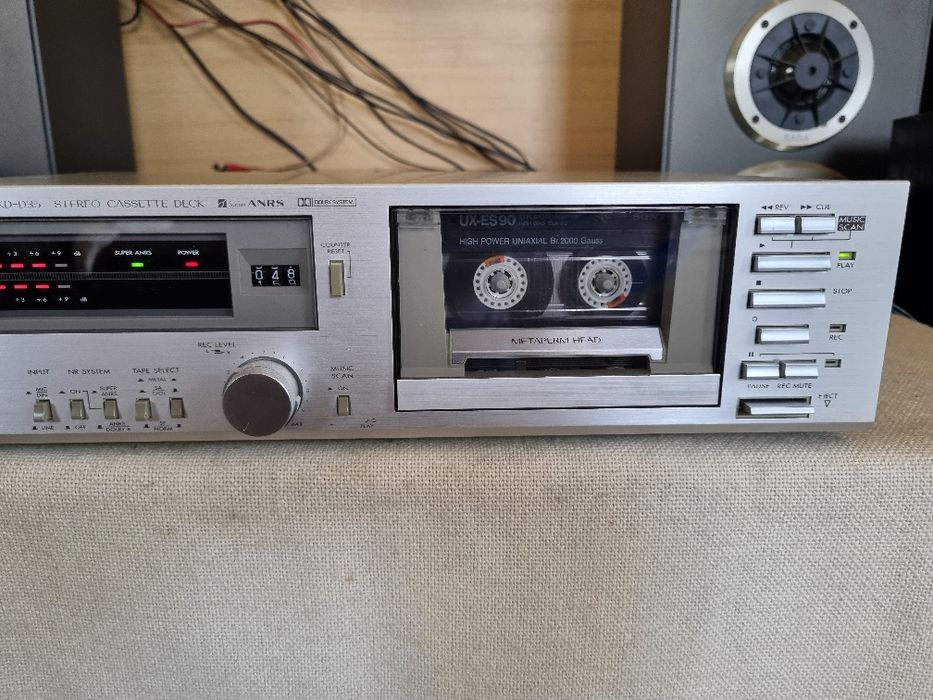 Deck JVC Kd-d35. Super ANRS, Dolby. Perf functional. Impecabil. Arad • OLX.ro