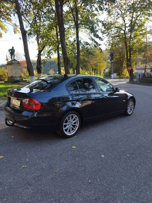 Vand bmw e90 2.0 D Gura Saratii • OLX.ro