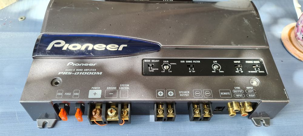 Statie Auto Pioneer PRS D1000M Class D Malu Rosu • OLX.ro