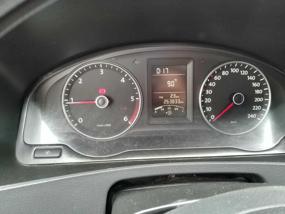 Vând Volkswagen Transporter t5 facelift 2012 Targu Ocna • OLX.ro