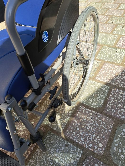 Vând scaun rulant persoane cu handicap Romos • OLX.ro