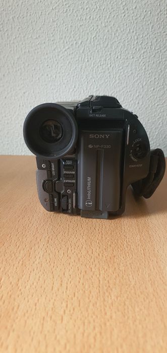 Vând cameră video 8 Sony CCD-TRV35E defectă Galati • OLX.ro