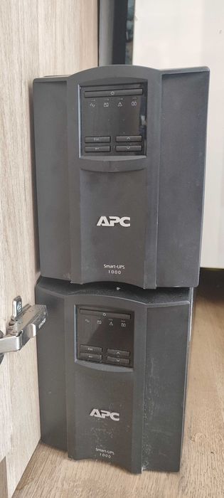 Продавам UPS APC Smart-UPS C 1000VA, LCD, 230V | SMC1000IC гр. Благоевград Широк център • OLX.bg