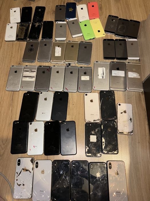 Lot Iphone 75 buc pentru piese de la 4 la X DEFECTE , nu vand la buc ...
