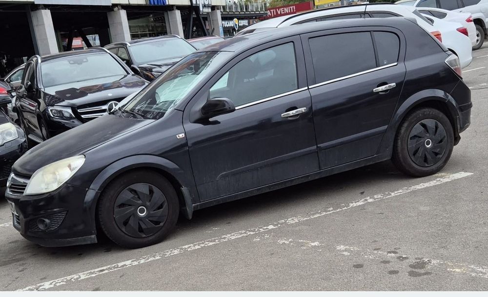 Opel Astra H 2008 1.4 benzină Iasi • OLX.ro