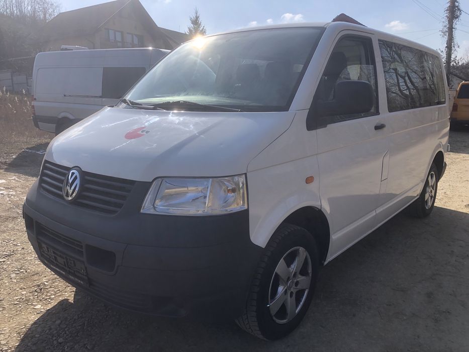 Vw t5 cu 9 locuri si aer conditionat Botosani • OLX.ro