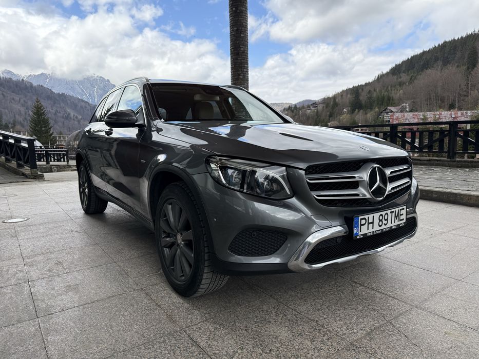 Mercedes GLC 2.0benzina plug-in hybrid 2017 piele Azuga • OLX.ro