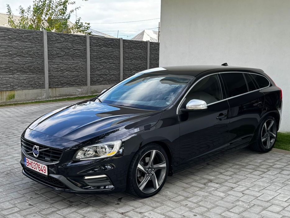 Vând Volvo V60 R-design Intorsura Buzaului • OLX.ro
