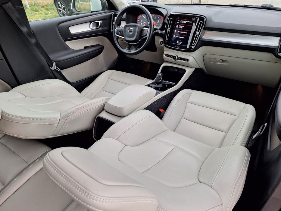 Volvo XC40 Limited edition 08/2018 Faruri Led Virtual Cokpit Camera ...