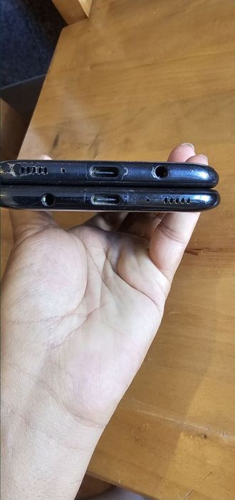 Samsung Galaxy A70,display spart Pitesti • OLX.ro