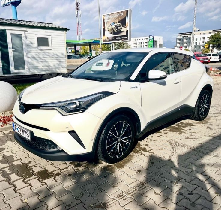 TOYOTA C-HR Hybrid Full Option |Garantie Hybrid 2027 |Alb Perlat ...