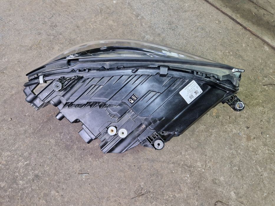Far stanga Mercedes S class w223 A2239065304 digital light fără defect ...