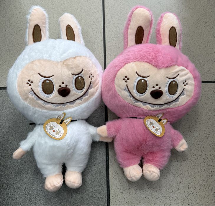 Jucarie din plus Labubu, la bubu, mare, aprox 35 cm Bucuresti Sectorul 4 • OLX.ro