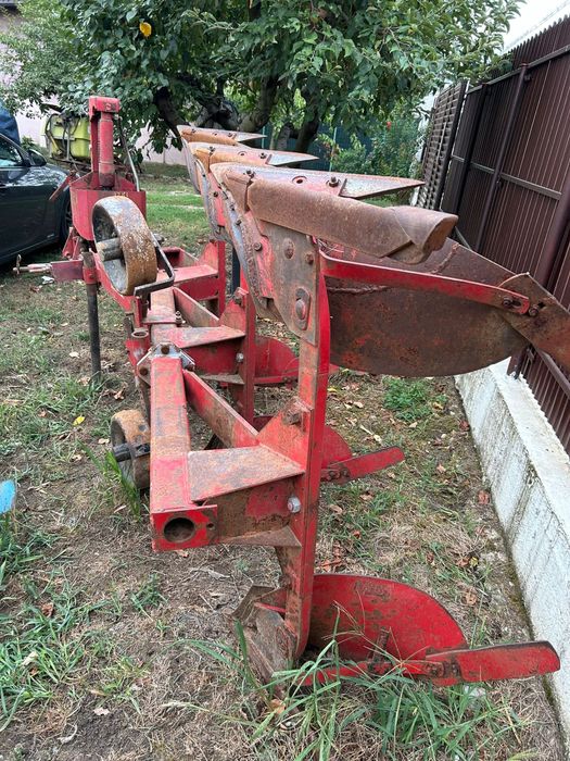 Plug reversibil 2+1 hidraulic Cepari • OLX.ro