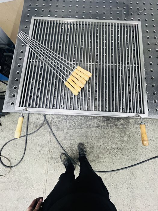 Grilaj/grill/plasa gratar INOX(bare rotative) 8mm Alba Iulia • OLX.ro